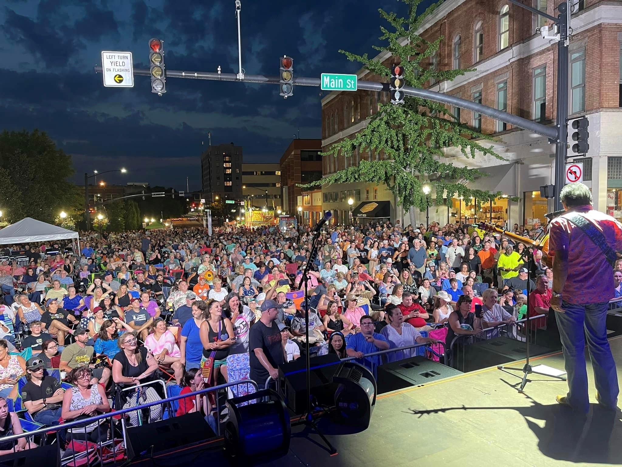 The Johnson Group Sponsors Free Concert Featuring Diamond Rio - The ...